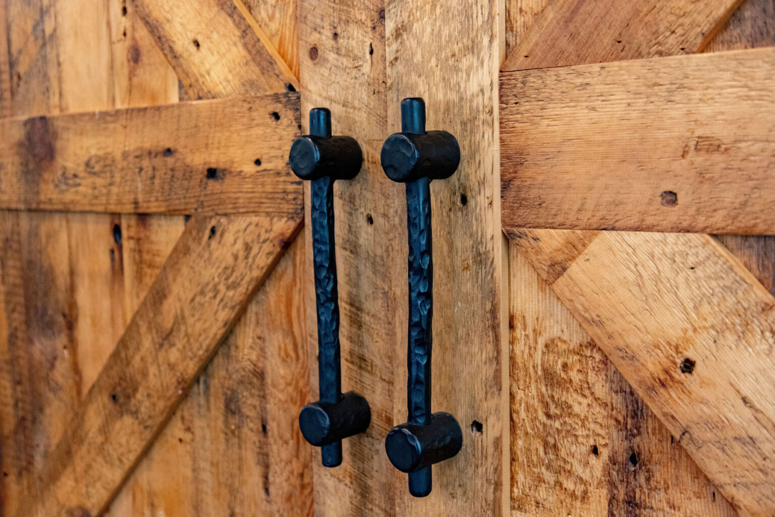 Metal_Work_Hammered_Barn_Door_Handles - Enterprise Wood Products